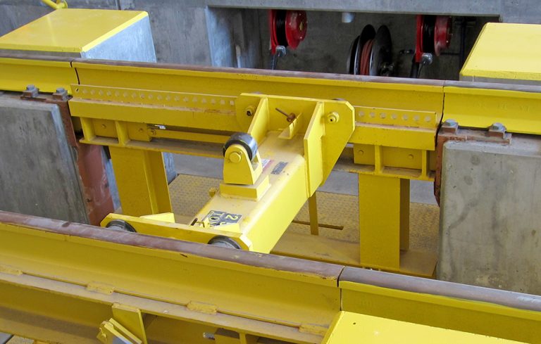 Whiting Single Axle Drop Table for Easy Wheel Change Out